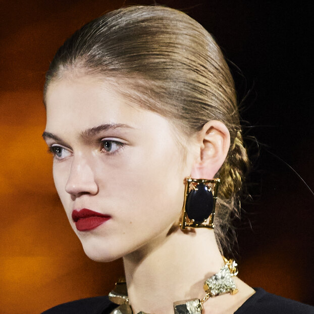 როგორ გამოიყურება 2022 წლის გაზაფხულის ყველაზე მოდური ვარცხნილობა ...